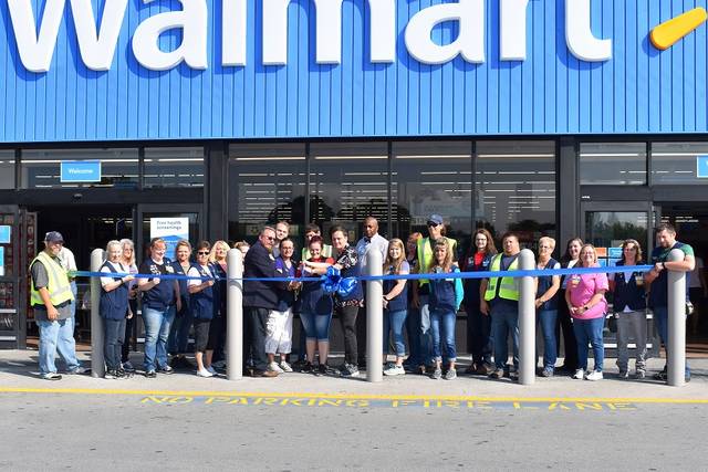 Photo gallery: Walmart celebrates Re-Grand Opening | Claiborne Progress