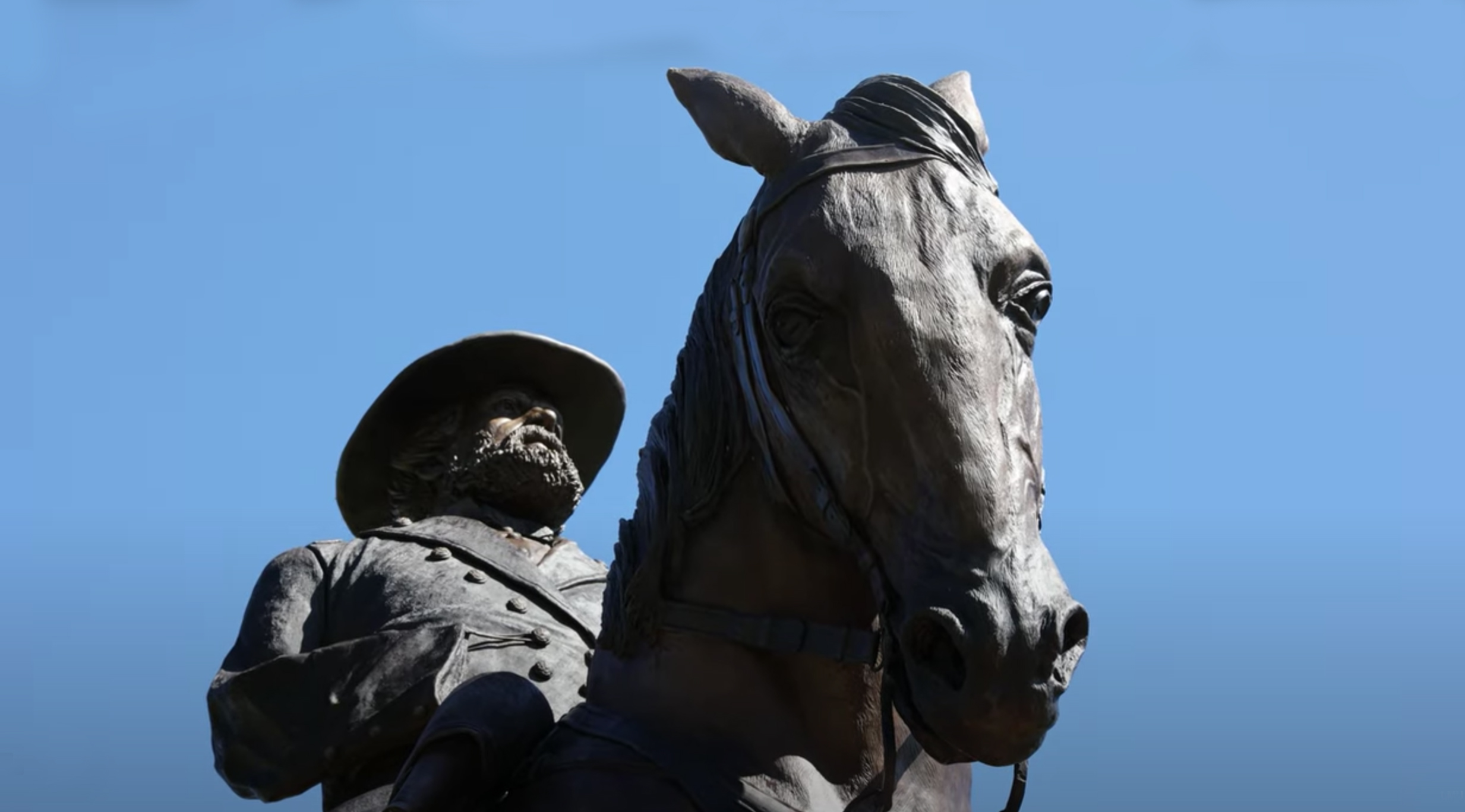 LMU dedicates statue to Howard | Claiborne Progress