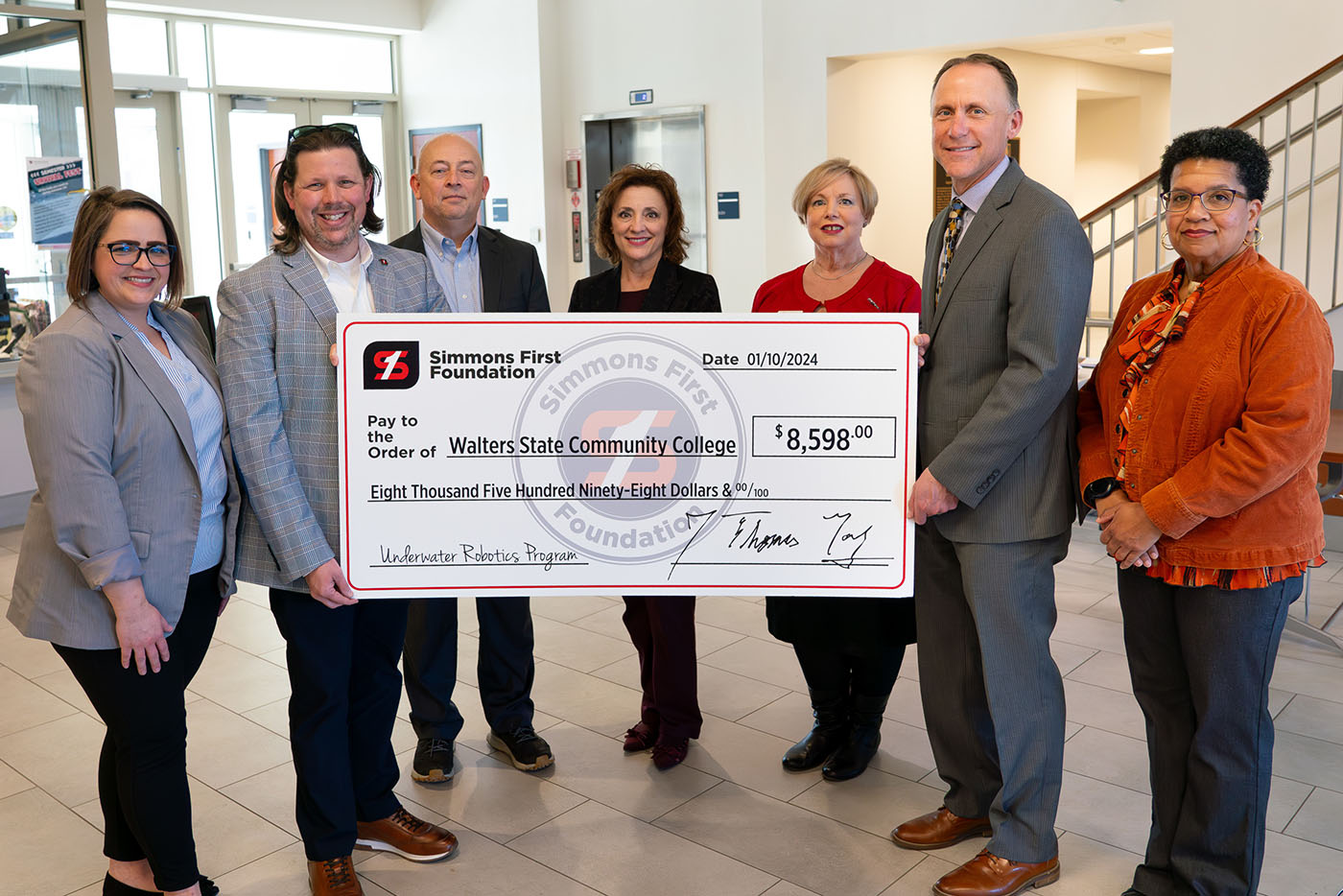 Simmons Bank Foundation supports Walters State | Claiborne Progress